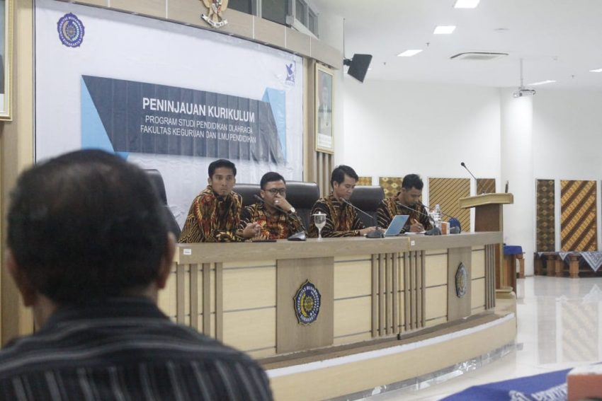 PENINJAUAN KURIKULUM POR FKIP UMS – Penjas
